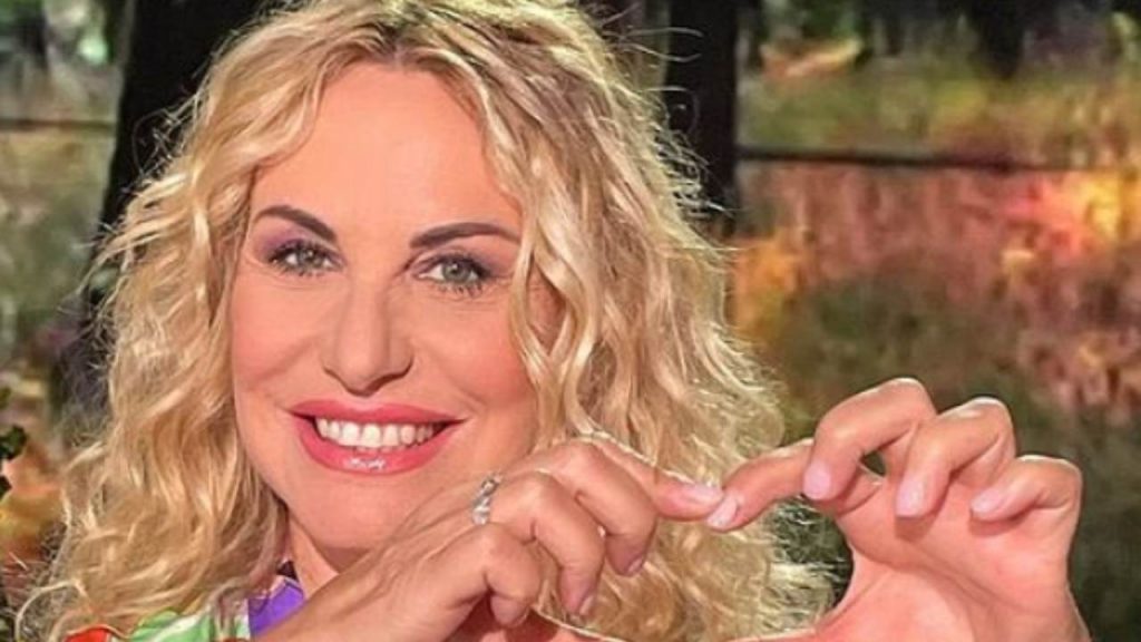 Avete mai visto casa di Antonella Clerici? La villa nel bosco è da fiaba