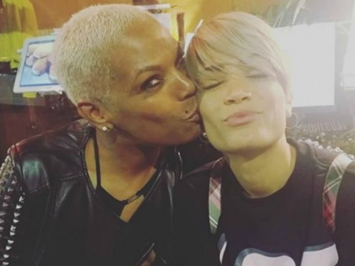 Elodie, il dramma della cantante | La rivelazione sulla malattia e le ...