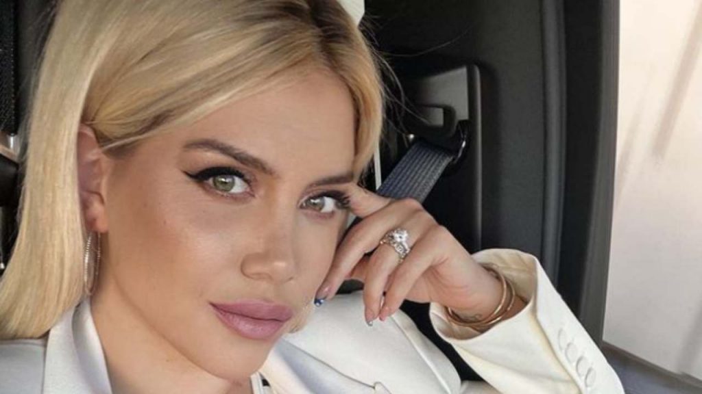 "Non ne posso più" Wanda Nara scoppia in lacrime | L'addio a Mauro ...